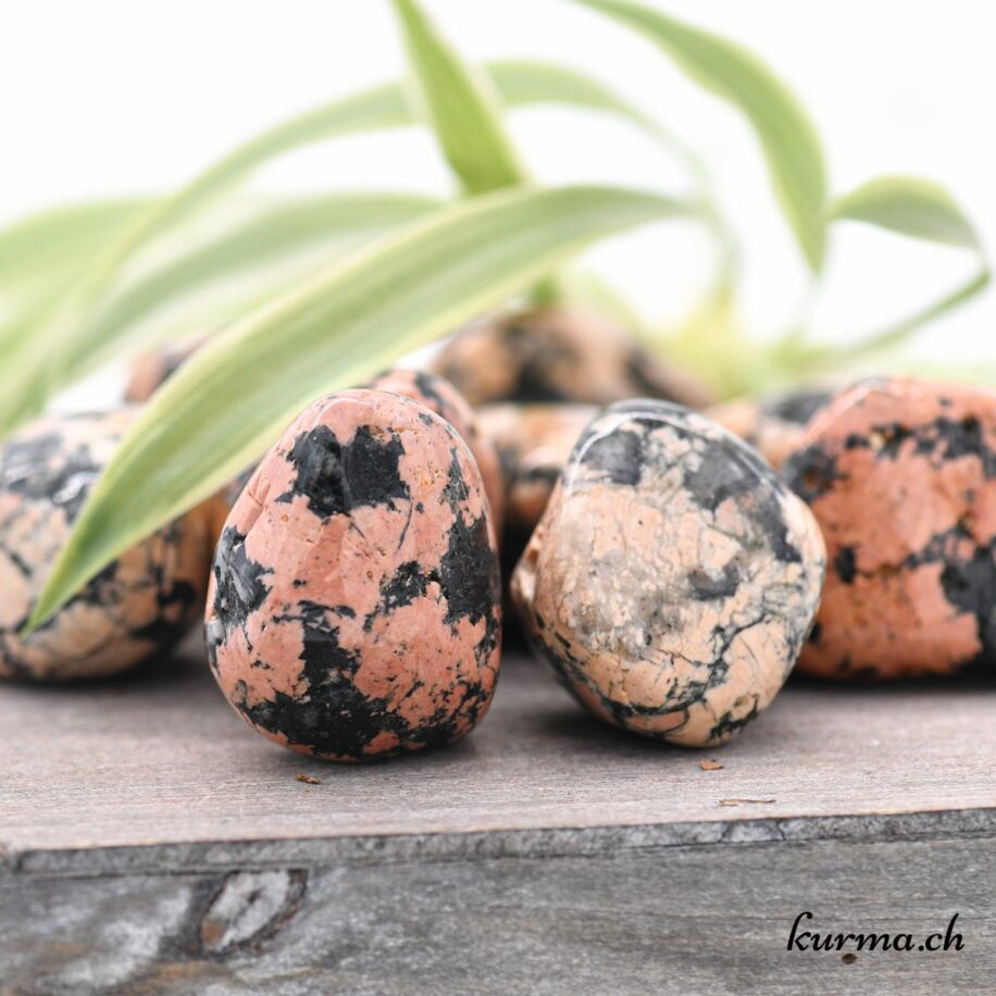 Luxullianite • Vertus et propriétés en lithothérapie • Kûrma