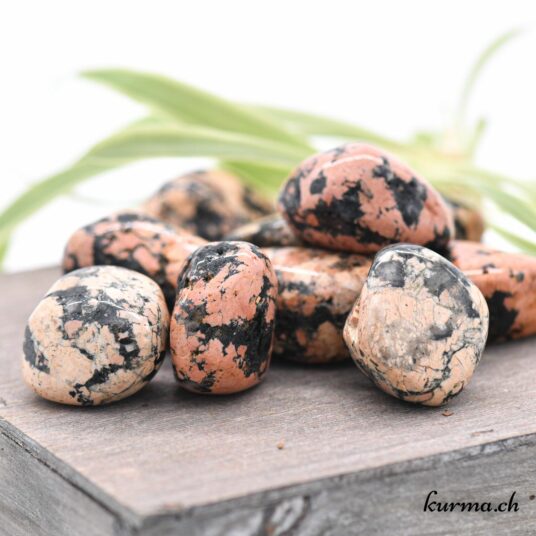 Luxullianite • Vertus et propriétés en lithothérapie • Kûrma